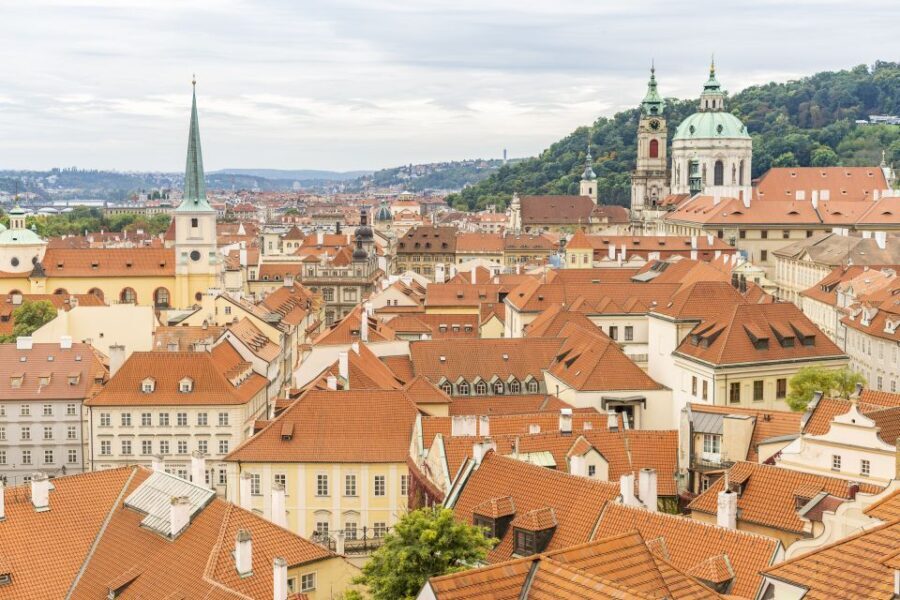 Prague: Castle Tour with Local Guide and Entry Ticket - The Sum Up