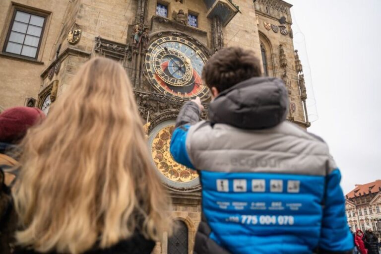 Prague: Old Town Private Walking Tour with Hotel Pickup - What You Can Expect in Terms of the Experience