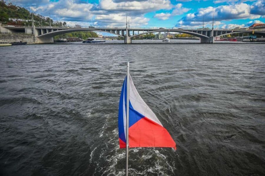 Prague: Vltava River Cruise in Jazz Style and Commentary - Detailed Review of the Vltava River Jazz Cruise