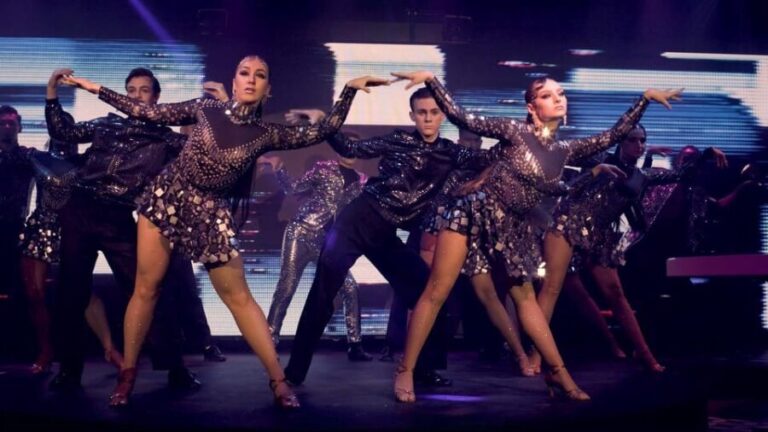 Prague:Breathtaking Cabaret Show with 4-Course Dinner Option - Practical Details & Tips