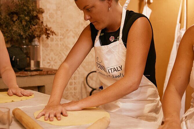 Premium Pasta and Gelato Cooking Class in Florence - Quality of instruction and atmosphere