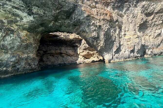 Private Boat Charter: Gozo, Comino, Blue Lagoon, Crysral Lagoon - FAQ