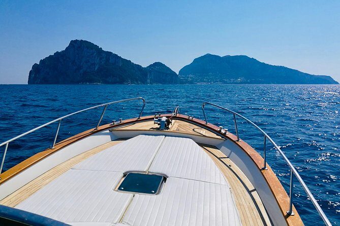 Private Island of Capri Boat Tour for Couples - What’s Included and What You Should Expect