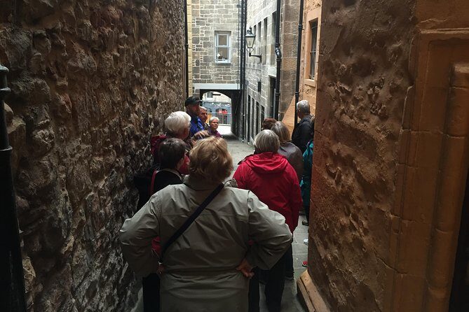 Private Old Edinburgh Tour - Walk in the footsteps of Royals and Rogues! - Off-the-Beaten-Path: Cowgate and the University