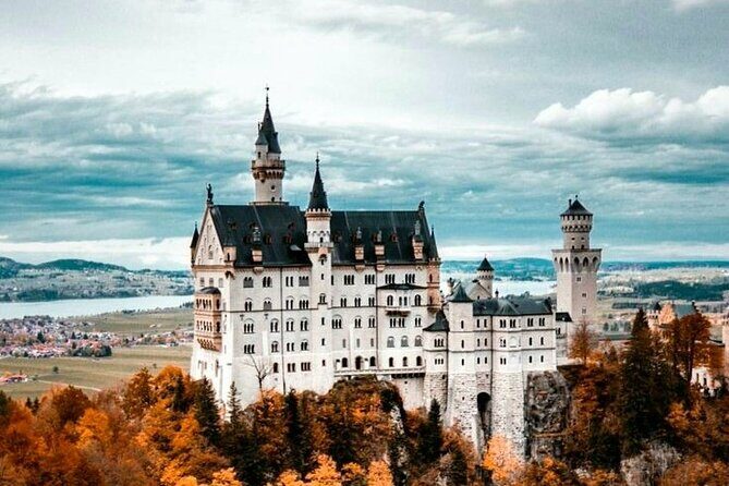 Private Tour to Neuschwanstein Castle & Linderhof from Munich - What Sets This Tour Apart?