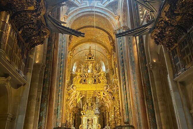 Private tours Santiago de Compostela : choose your option - Discovering Santiago de Compostela with a Private Touch