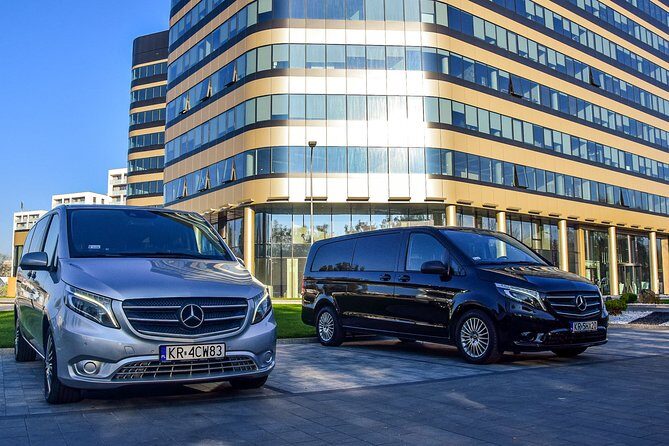 Private Transfer from/to the Krakow Airport - The Real Experience: Insights from Reviews