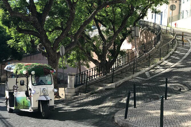 Private tuk tuk tour in old city Lisbon (Standard-1h30) - An In-Depth Look at the Itinerary