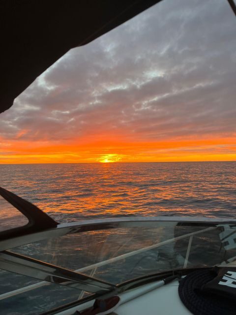 Puerto Rico, Gran Canaria: Boat Tour with Tapas and Drinks - Boarding the Yacht