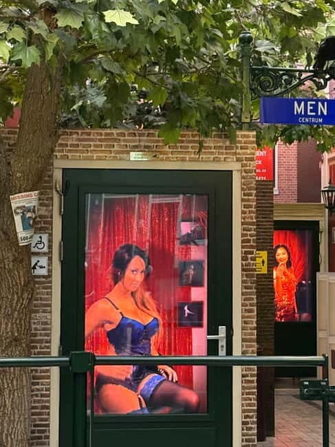 REDKULT: Red Light District & Historical City Center - Who Will Appreciate This Tour?