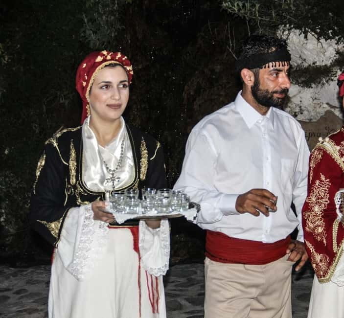 Rethymnon: Cretan Night with Dinner and Live Music - Authenticity and Value