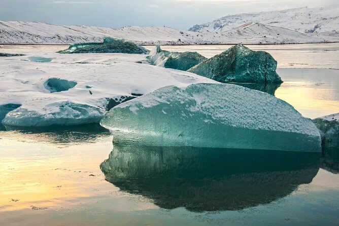 Reykjavik: Glacier Lagoon Boat Ride & South Coast Full Day Tour - An In-Depth Look at the Tour Experience