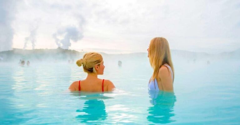 Reykjavík: Golden Circle Minibus Tour & Blue Lagoon Transfer - The Benefits of Small Group Travel