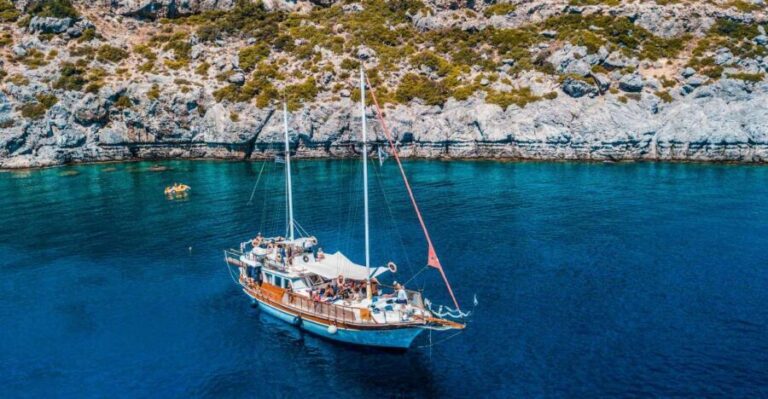 Rhodes: Cruise with 3 Stops, Lunch and Unlimited Drinks - The Boat and Crew