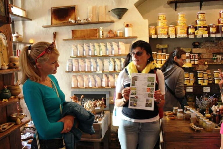 Riga: Old Town Walking Tour with Art Nouveau Highlights - Art Nouveau Architecture: A Visual Feast