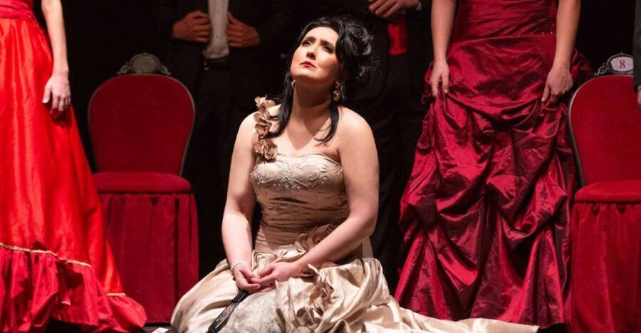 Rome: Giuseppe Verdi's "La Traviata" Live Performance - Who Will Enjoy This Experience?