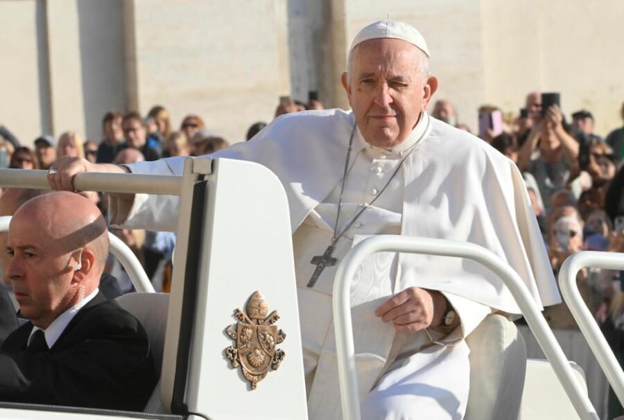 Rome: Papal Audience Experience - Why This Tour Excels for Different Travelers