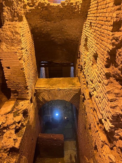 Rome: Trevi Fountain District Underground Tour and Ice Cream - Exploring Rome’s Secrets Beneath the Surface