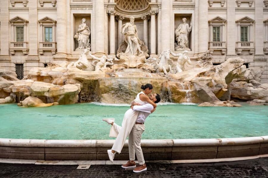 Rome: Trevi Fountain Photoshoot  Private & Personalized - A Deep Dive into the Itinerary