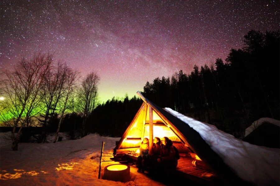 Rovaniemi: Lapland Northern Lights Tour with BBQ - The Aurora Hunting Experience