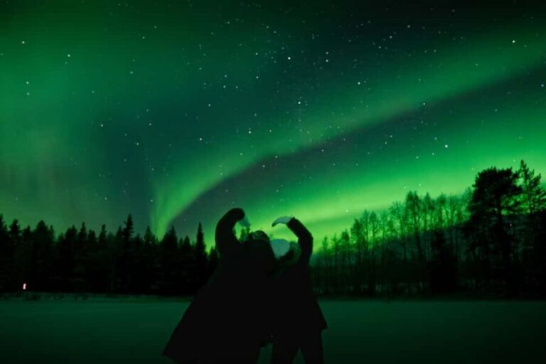 Rovaniemi: Northern Lights Photography Tour & BBQ - Authentic Experiences and Hidden Gems