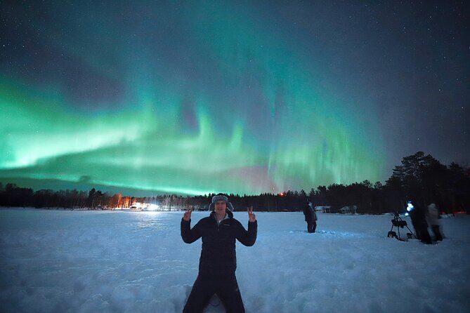 Rovaniemi: Northern Lights Pro Guaranteed - Unlimited Distance - Transportation, Duration, and Group Size