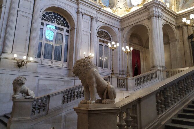 Royal Palace Madrid Small Group Tour with Skip the Line Ticket - Practical Details That Matter