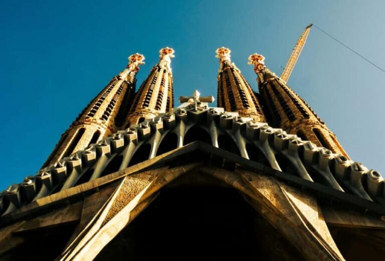 Sagrada Família & More: Barcelona Tour + Candy Tasting - The Value of the Experience