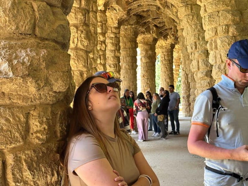 Sagrada Família & Park Güell Guided Tour with Transportation - Why This Tour Works