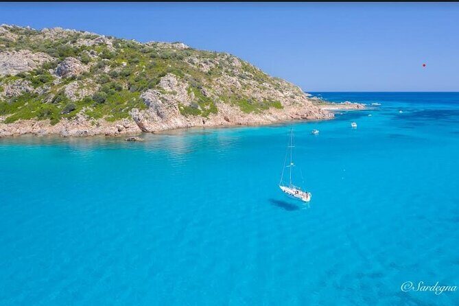 Sailing ship from Porto San Paolo (S.Teodoro-Olbia) to Tavolara, Molara - What Makes the Tour Special?