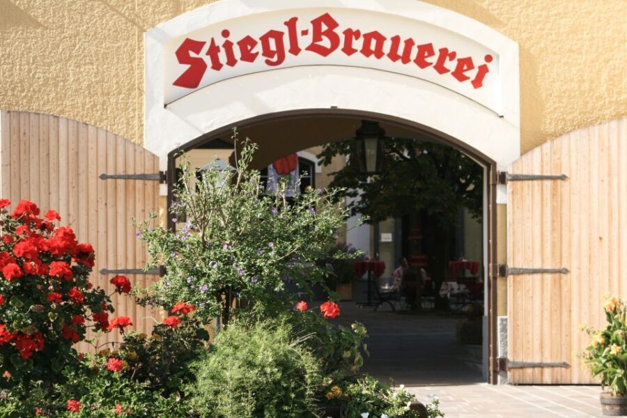 Salzburg: Stiegl Brewery Tour with Beer Tasting - Detailed Breakdown of the Itinerary