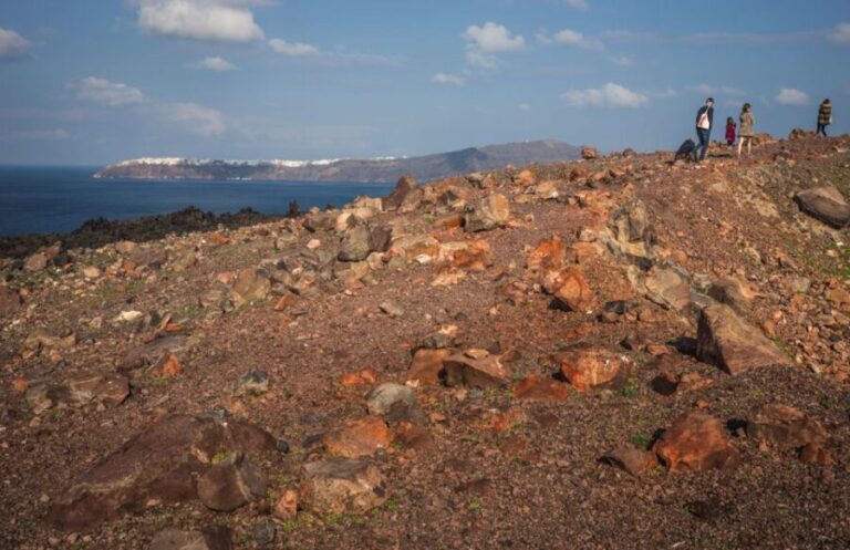 Santorini Caldera: Sunset Cruise with Dinner - The Authentic Experience for the Relaxed Traveller