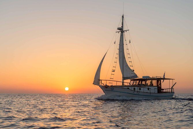 Santorini Caldera Sunset Traditional Cruise with Meal and Drinks - FAQ