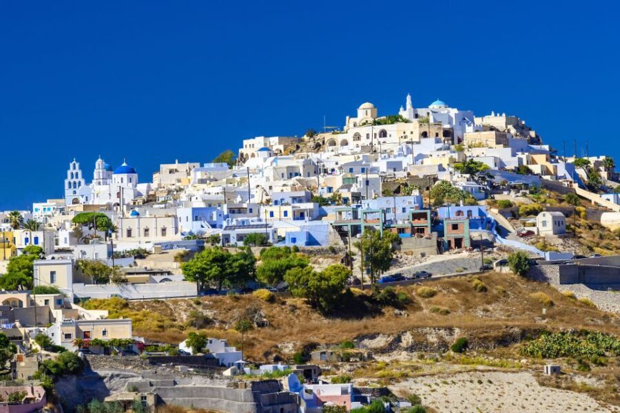 Santorini: Island Highlights Guided Day Trip with Oia Sunset - Transportation and Group Dynamics