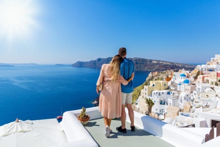 Santorini: Photo Shoot with a Private Vacation Photographer - How the Itinerary Comes Together