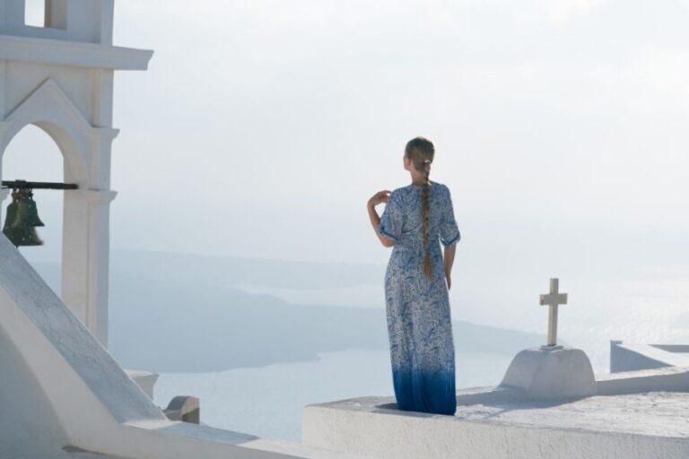 Santorini: Private Photo Shoot in Fira or Imerovigli - Pricing and Value