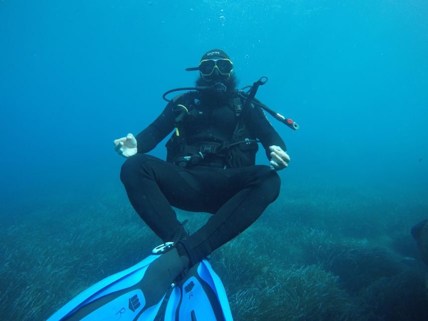 Santorini: Scuba Diving Experience in Caldera for Beginners - Detailed Breakdown of the Itinerary and Experience