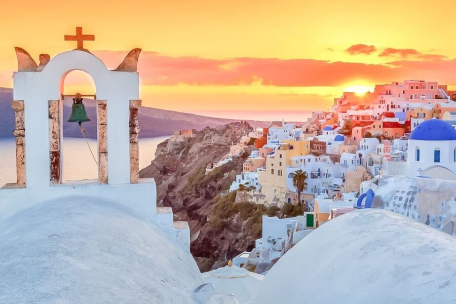 Santorini: Traditional Sightseeing Bus Tour with Oia Sunset - What Makes This Tour Worth Considering?