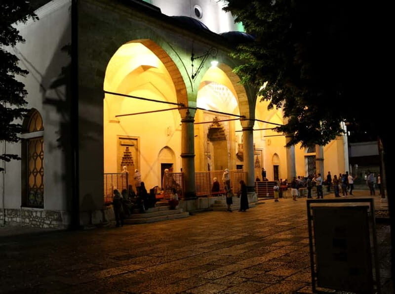 Sarajevo: Nighttime City Highlights Walking Tour - Why choose the Sarajevo Nighttime Highlights Tour?