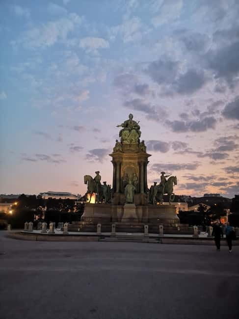 Scandals, affaires & anecdotes in Vienna - What You’ll Love About the Tour