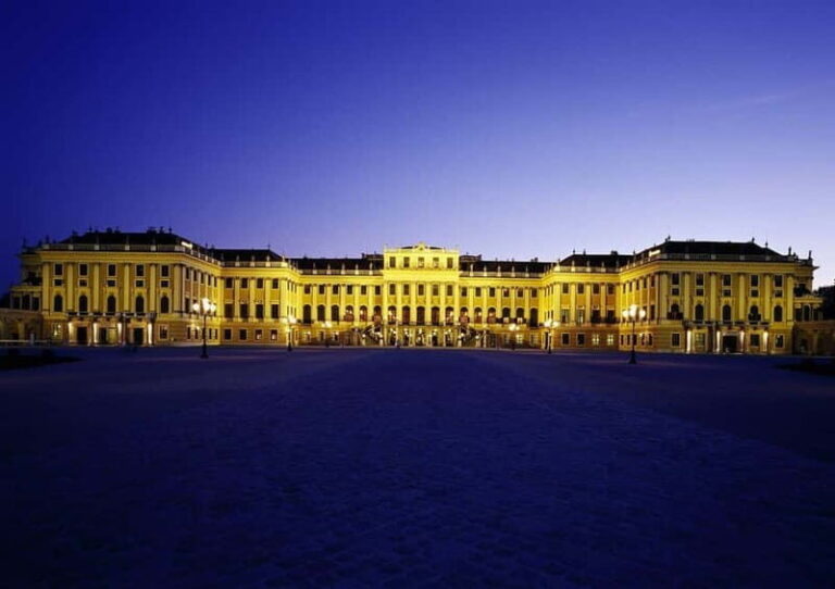 Schönbrunn Palace: Exclusive Ticket after the opening hours - Who Is This Tour Best For?
