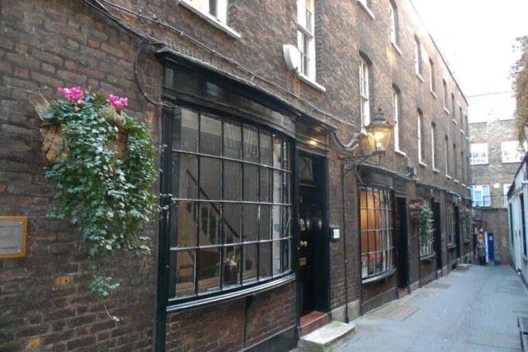 Secrets of London Walking Tour - Why This Tour Is Worth It