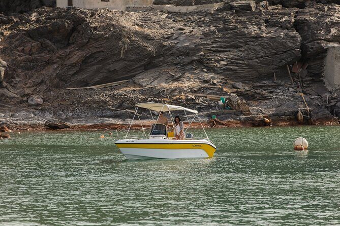 Self-Drive License-Free Boat Rental in Santorini from Vlichada - Authentic Insights from Reviews