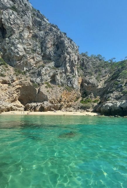 Sesimbra: Secret Bays and Beaches Boat Tour with Snorkeling - A Closer Look at the Itinerary