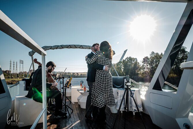 Seville: Guadalquivir River Cruise with Lunch or Dinner - The Food and Drinks Experience