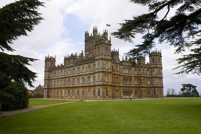 Shared Group Downton Abbey and Highclere Castle Tour from London - The Sum Up