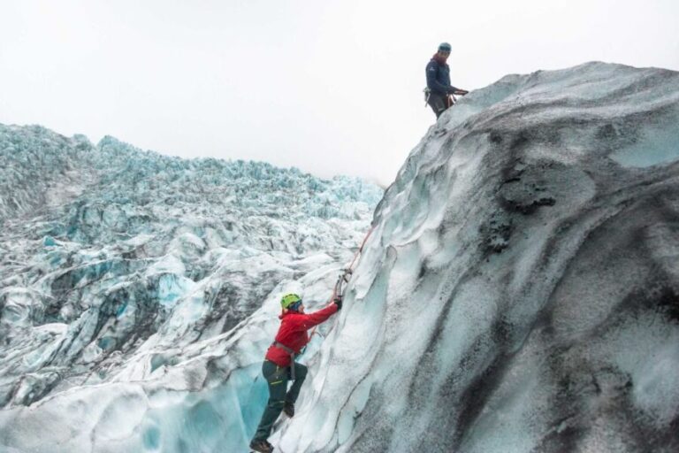Skaftafell National Park: Falljokull Ice Climb and Hike - The Guides and Equipment