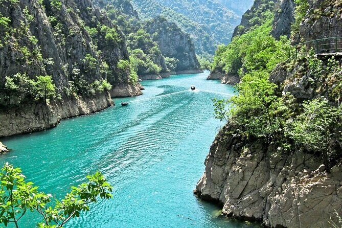 Skopje: Canyon Matka, St. Pantelemon, Millennium Cross & Brunch - Transportation and Group Size