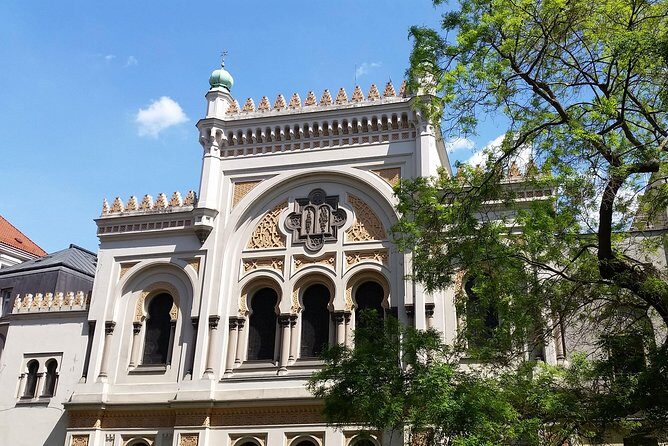 Small Group Prague Old Town and Jewish Quarter Walking Tour - What Sets This Tour Apart