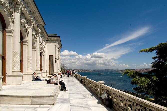 Small-Group Topkapi Palace and Harem Tour with Tickets - Practicalities and Tips